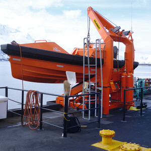 Fast Rescue Boat Davits | PALFINGER MARINE